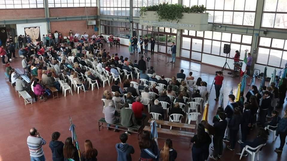 Impusieron el nombre de "Néstor Orlando Ruggiero" a la Escuela ...