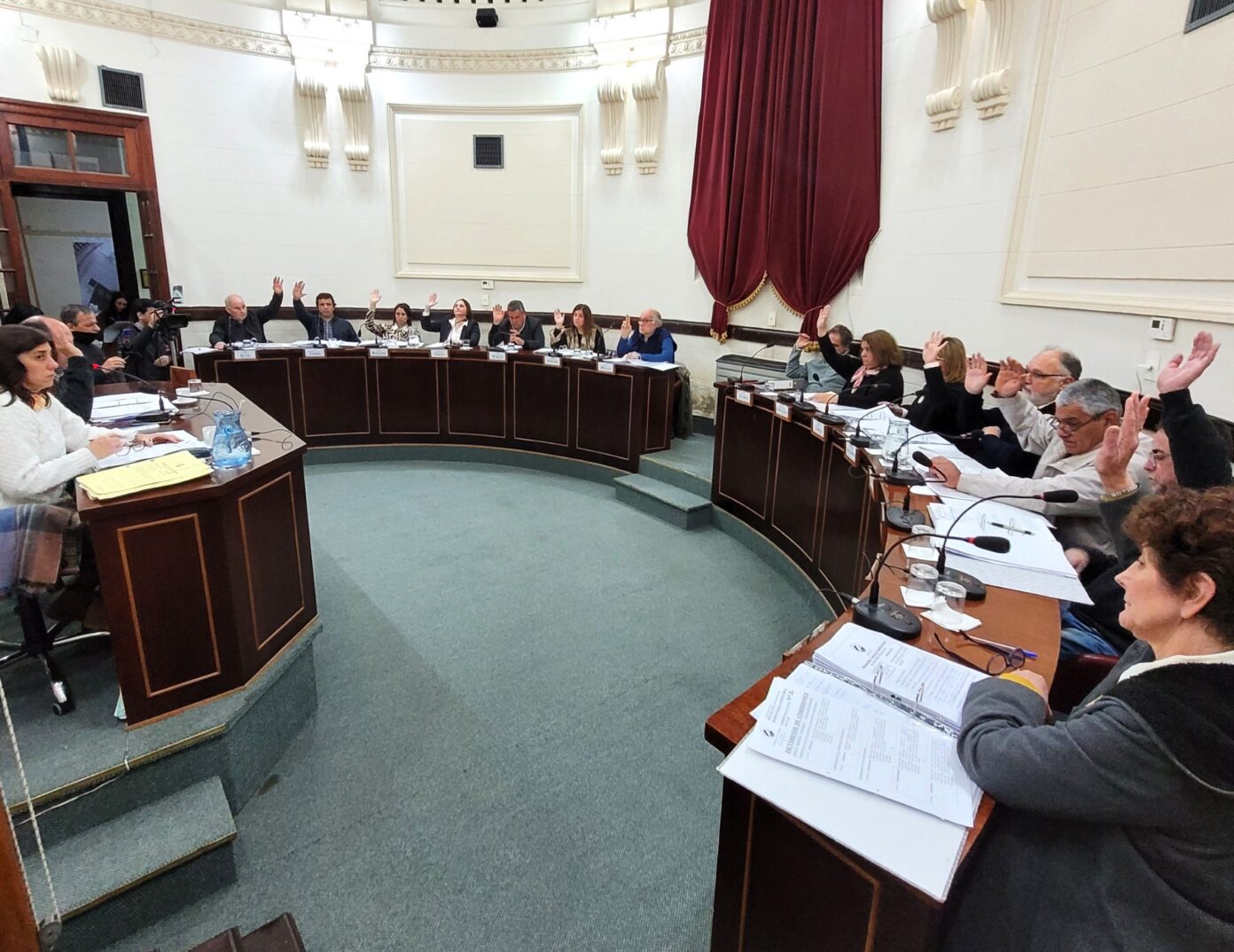 El HCD aprobó la licencia de Agazzi, que será reemplazado por Panaccio ...